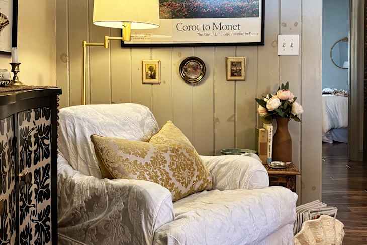 Tour a 513-Square-Foot Mississippi Apartment That’s So Chic | Apartment Therapy